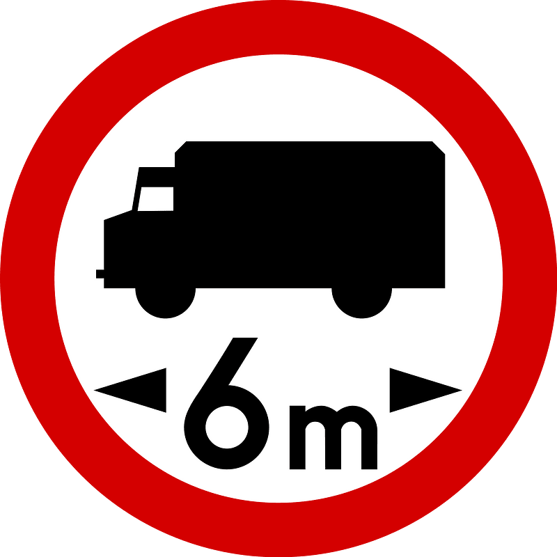Maximum vehicle length sign in Poland clipart. Free download ...
