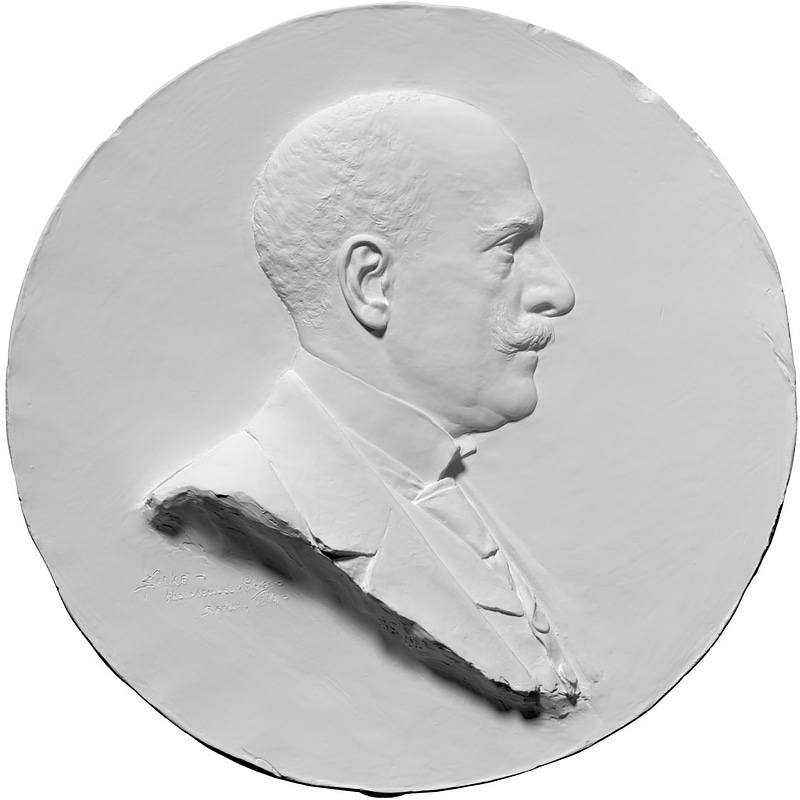 Tondo with Portrait Profile - Free 3d model on creazilla.com