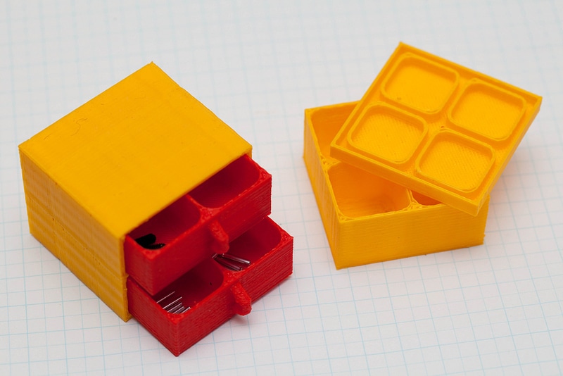Deluxe Parametric Compartment Box - Free 3d model on creazilla.com