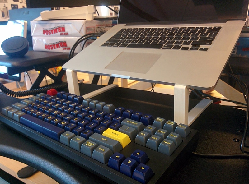 VariDesk Laptop Hookstand - Free 3d model on creazilla.com