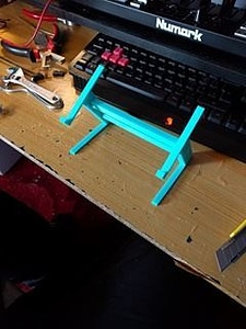 midi controller stand - Free 3d model on creazilla.com