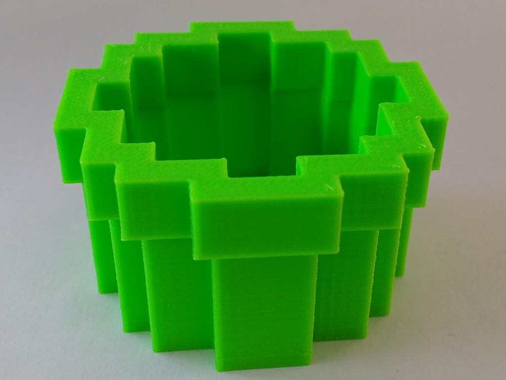 8-Bits Mario pipe - Free 3d model on creazilla.com