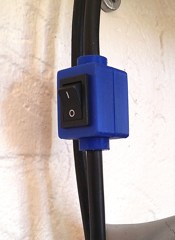 Power Cable Switch - Save the planet - Free 3d model on creazilla.com