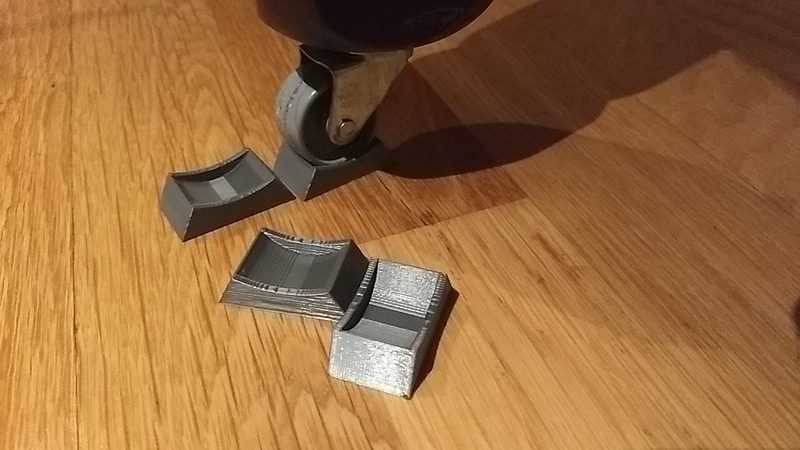 Table Caster wheel stopper - Free 3d model on creazilla.com