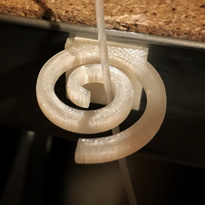 Versatile Filament Guide - Free 3d model on creazilla.com