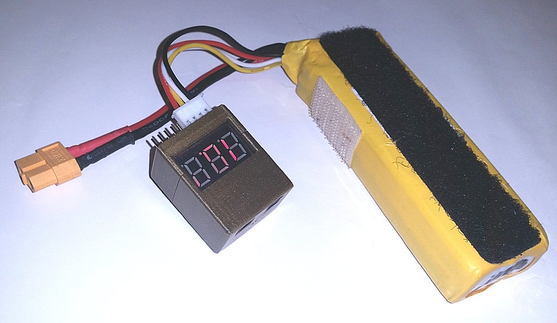 RC Lipo tester case - Free 3d model on creazilla.com