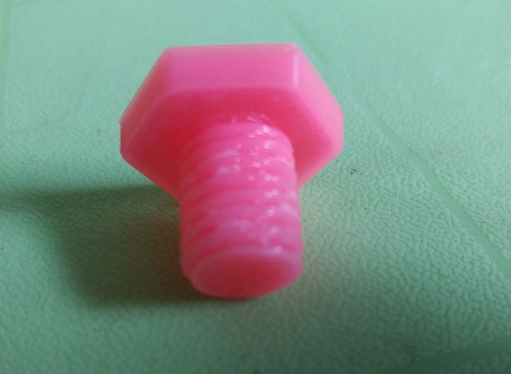 OpenSCAD metric thread approximation - Free 3d model on creazilla.com