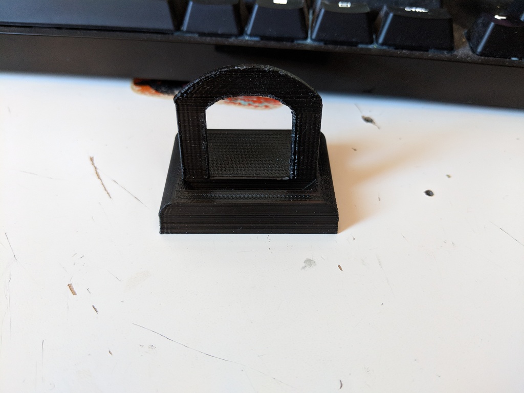 Challenge Coin Display Stand - Free 3d model on creazilla.com