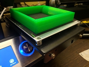 Universal Vertical Spool Holder - Free 3d model on creazilla.com