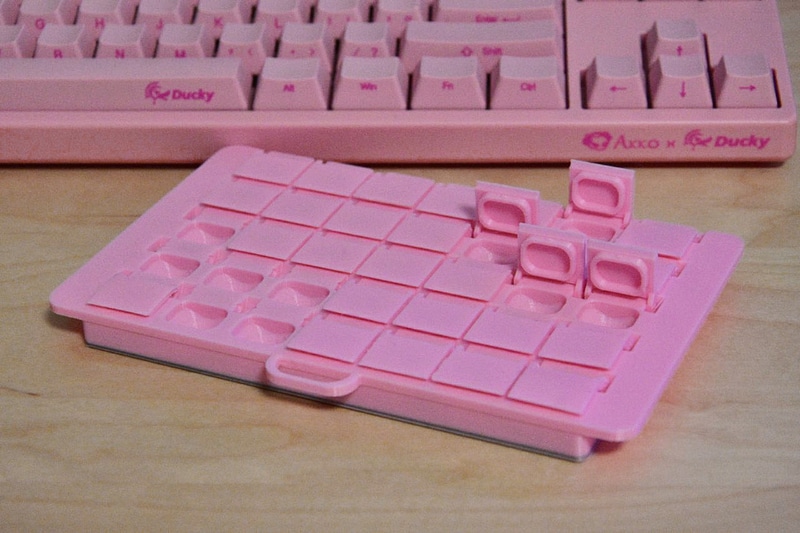 Fully Parametric SMD Parts Holder with Lid - Free 3d model on creazilla.com