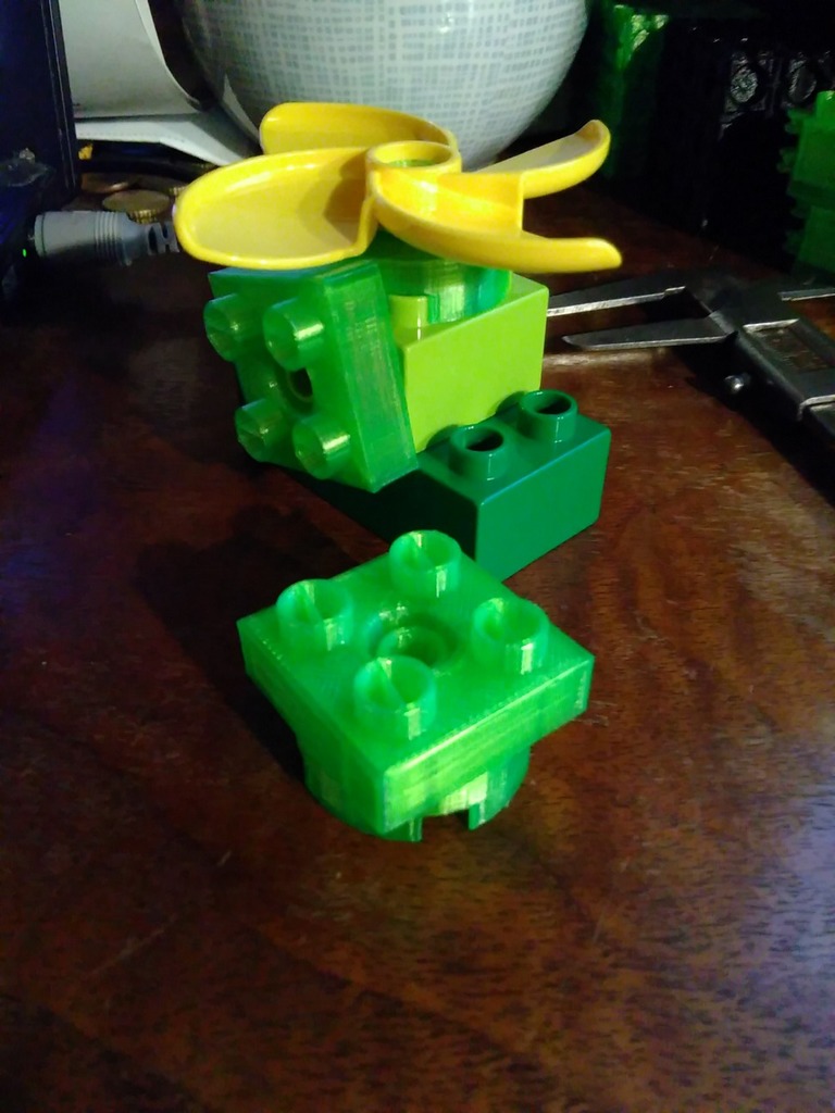 Duplo Snap Rotation Joints - Free 3d model on creazilla.com