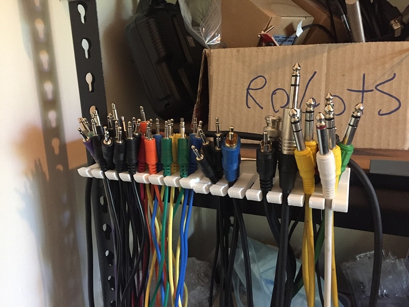 Eurorack Cable Hanger - Free 3d model on creazilla.com