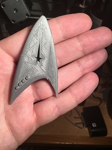 Star Trek Discovery: Captain's Insignia - Free 3d model on creazilla.com