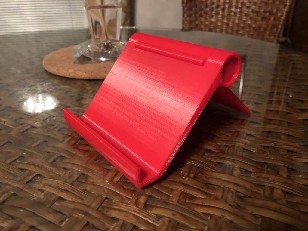 iPhone Stand - Free 3d model on creazilla.com