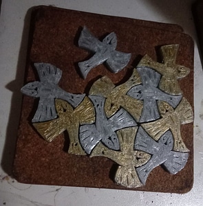 M. C. Escher, Flying fish, module - Free 3d model on creazilla.com